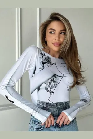 Stylecast Collection | FASHIOLA INDIA